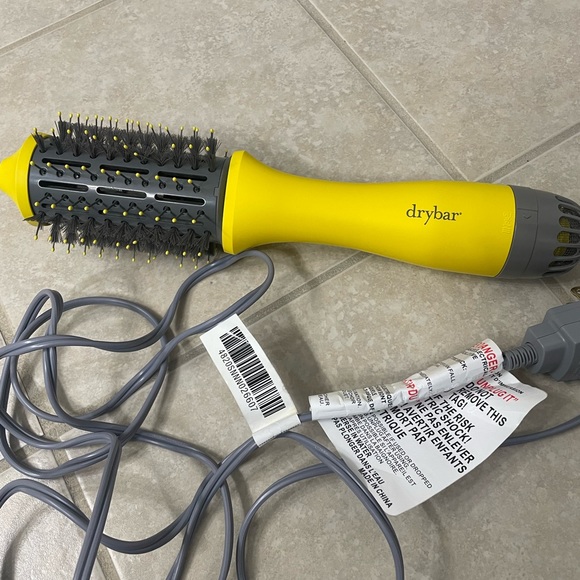 Drybar | Hair | Drybar The Single Shot Blowdryer Brush | Poshmark